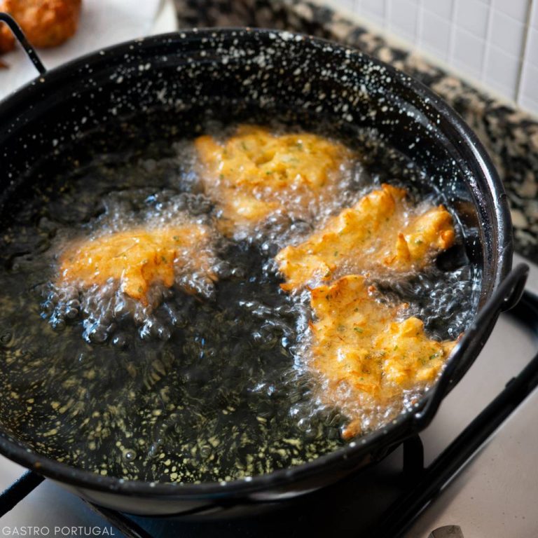 Portuguese Cod Fritters – Authentic Pataniscas de Bacalhau