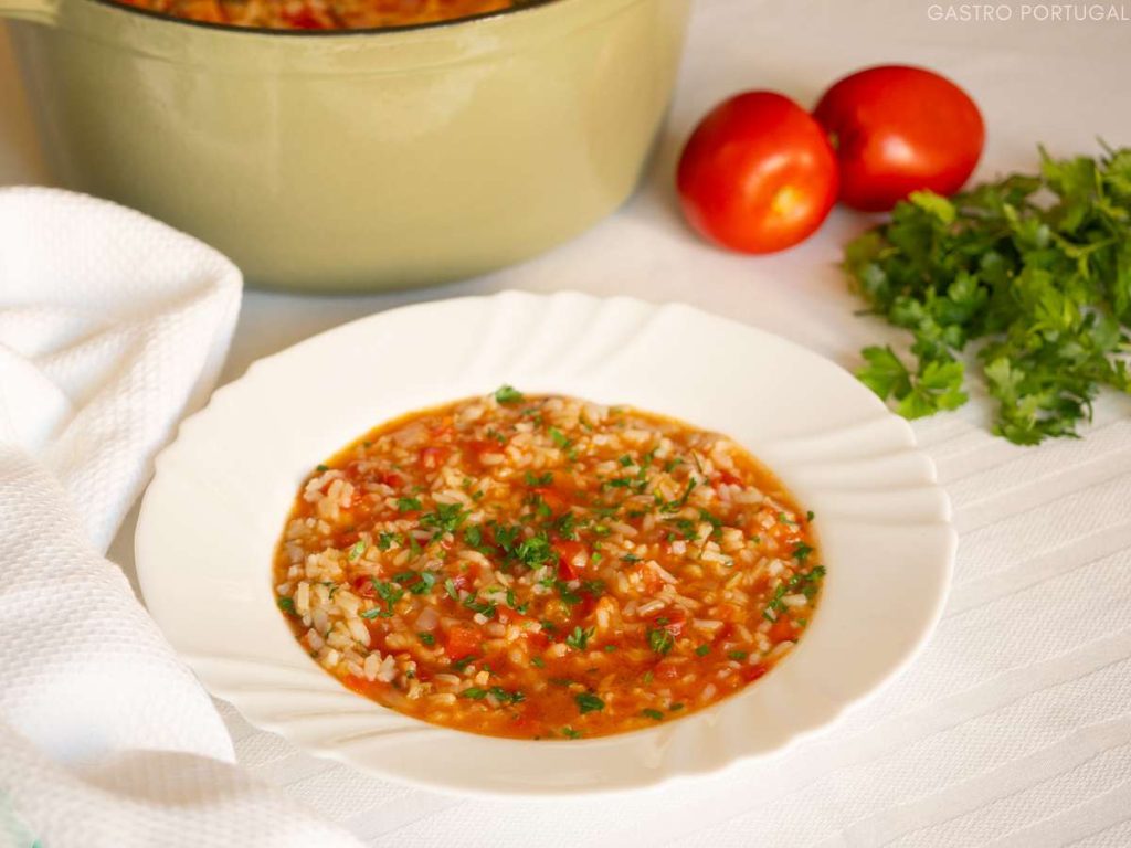 Portuguese Tomato Rice – An Authentic Arroz de Tomate Recipe