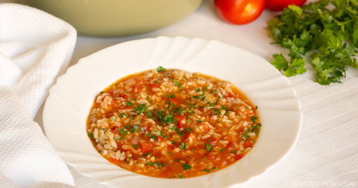 Portuguese Tomato Rice – An Authentic Arroz de Tomate Recipe